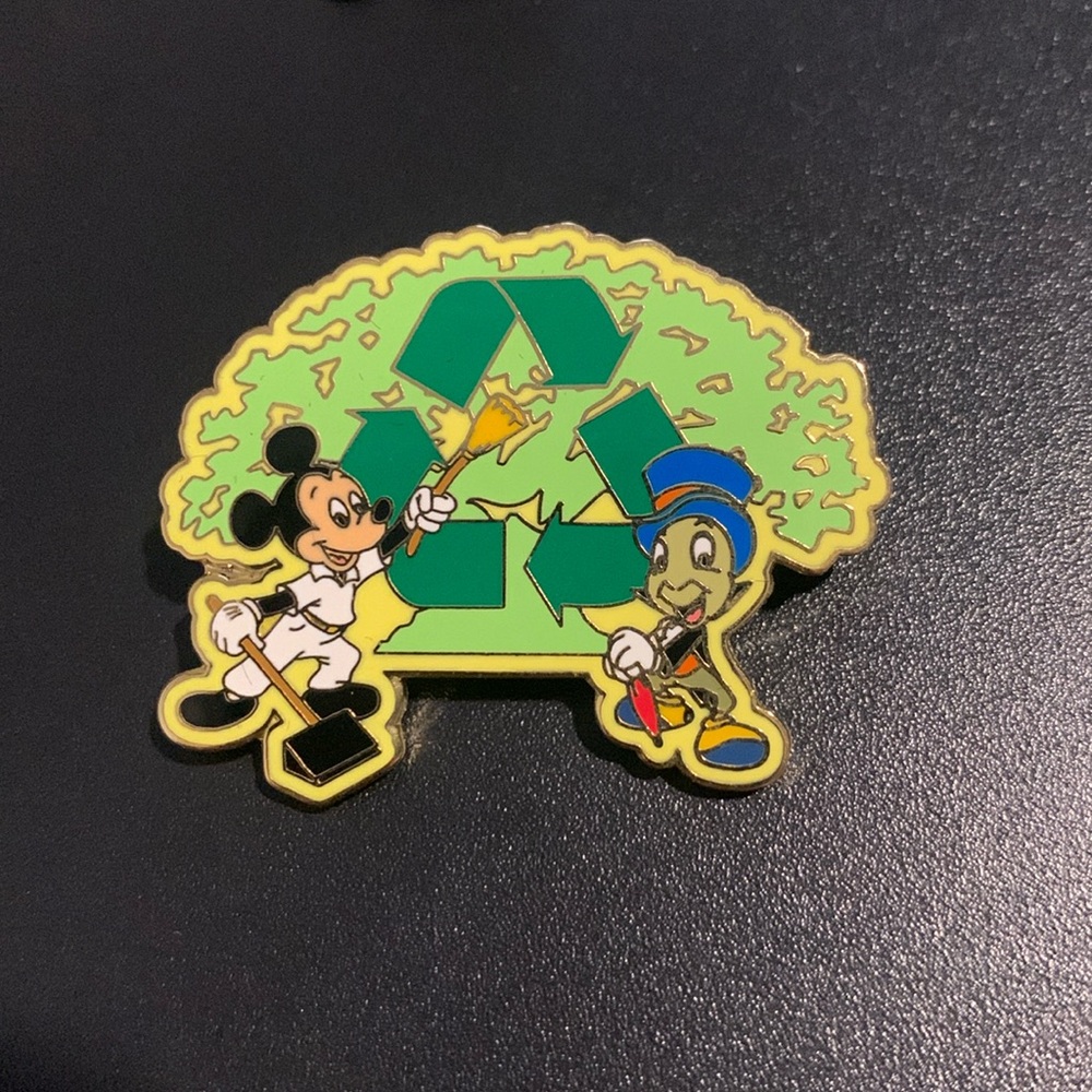 Rare Disney Animal Kingdom Environmentality Cm Award … - Gem